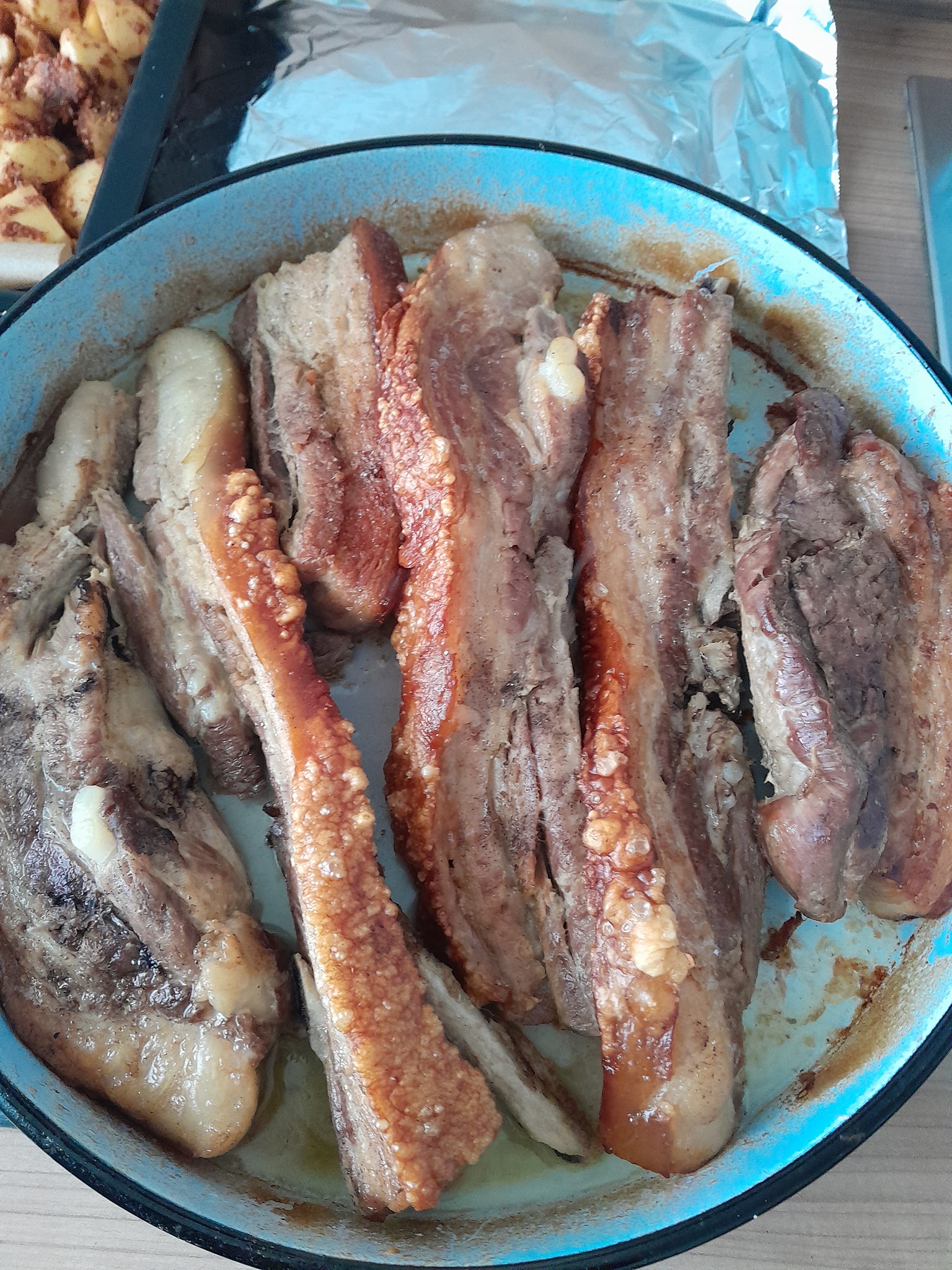 Pečena Rebra – Sočna i Hrskava Domaća Delicija - sofra-recepti.com