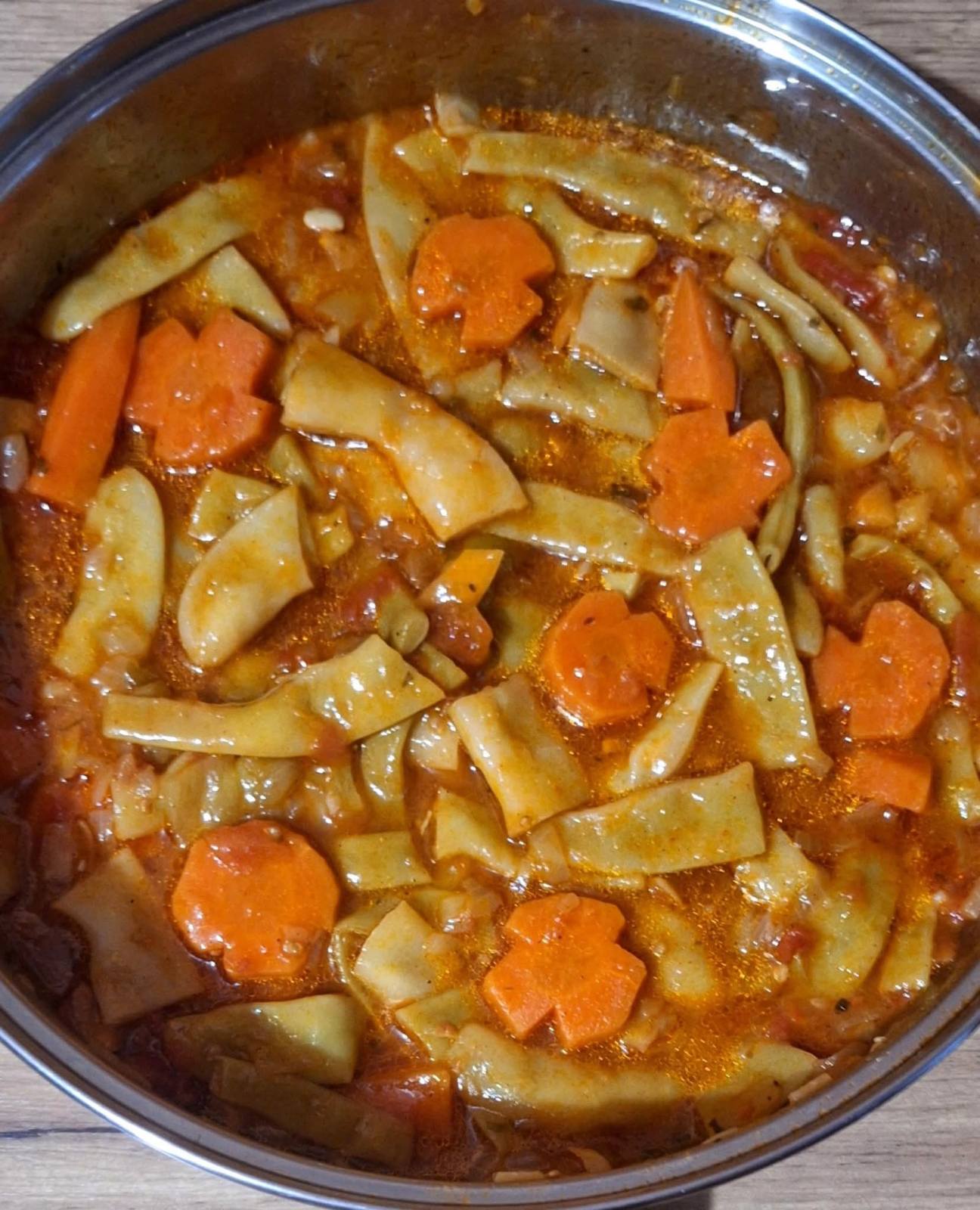 Tajna savršenog variva od mahuna i mrkve – recept koji će osvojiti ...